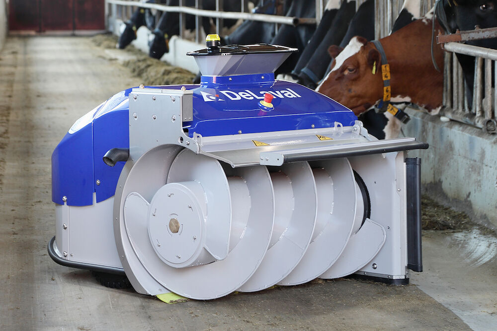 OptiDuo Robotic Feeder - T H WHITE Dairy - New from DeLaval